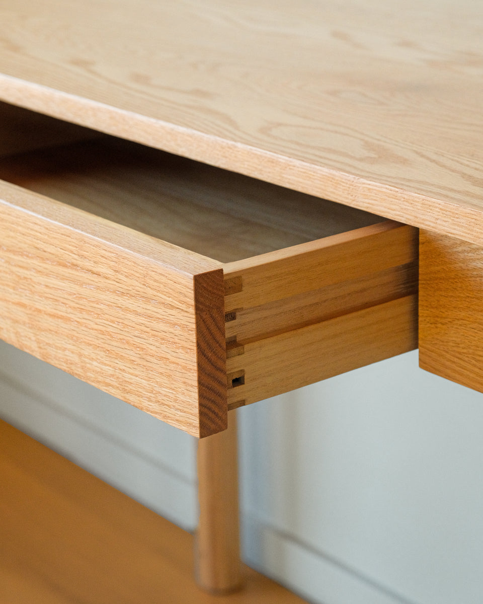 Mino Work Desk – By The Form